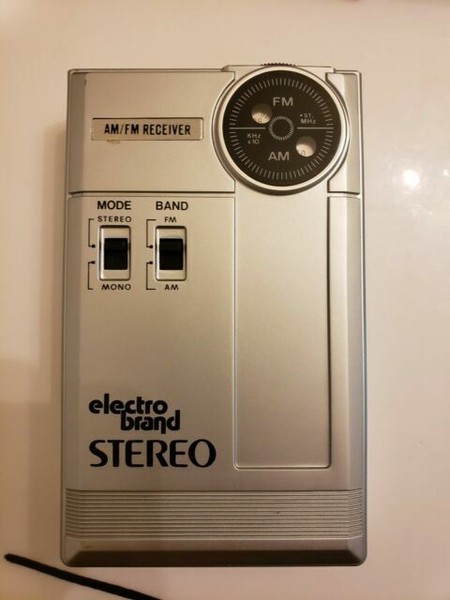 Vintage Electro BRAND Portable Stereo Am FM Radio Model 2007 W ...