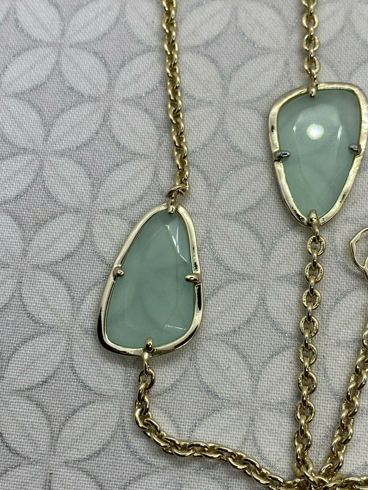 KENDRA SCOTT KINLEY LONG LOGO station Necklace Chalcedony light green ...