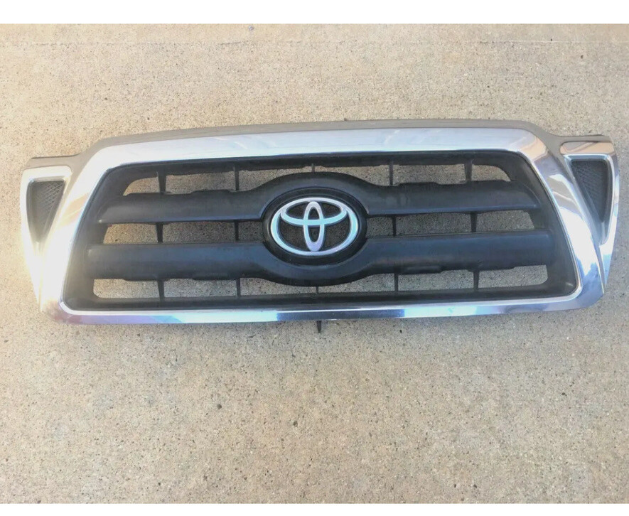 2005-2010 TOYOTA Tacoma SR5 4X4 Front Grille Emblem Chrome Badge ...