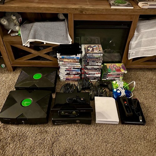 Video Game & Console Lot - Microsoft Xbox 360 Nintendo Wii Sony PS2 PS3 ...