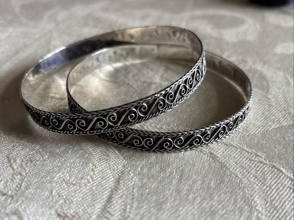 two sterling silver bangle bracelet vintage. Made In Mexico. 20 Grams ...