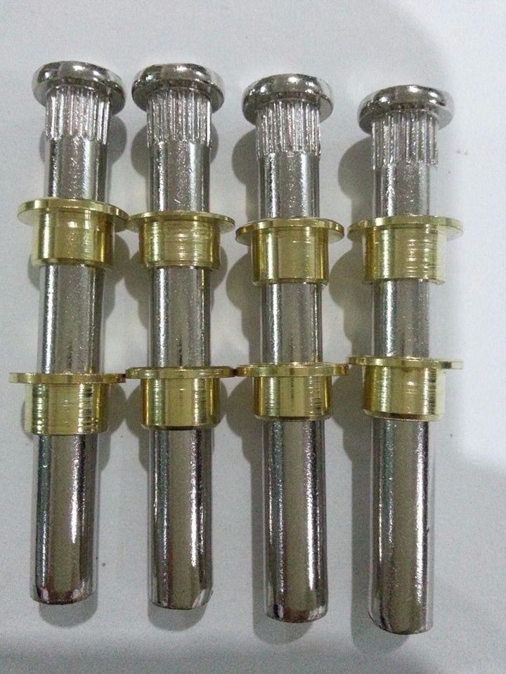 Door Hinge Pins coated zince for 1970-87 TOYOTA Corolla E70 KE20 35 72 ...