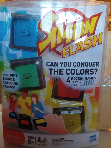 SIMON FLASH Electronic Game with Light, Sound & Changing Colors Hasbro ...