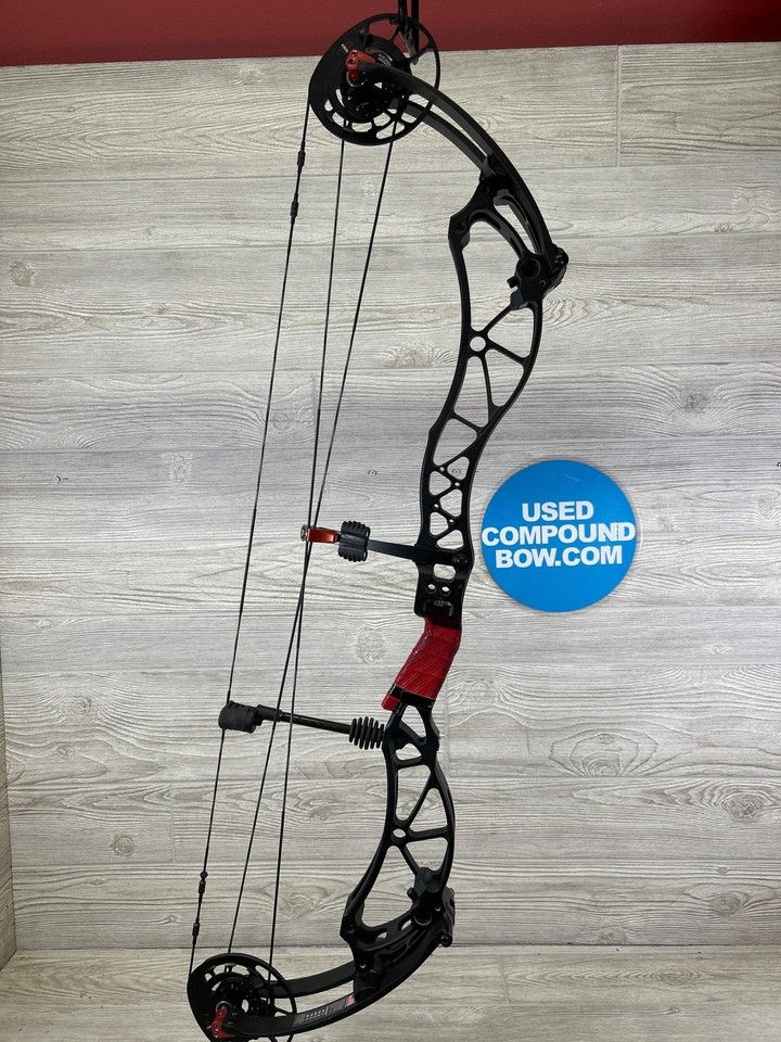 Used Bowtech Reckoning 35 50lb RH Black Bow | eBay