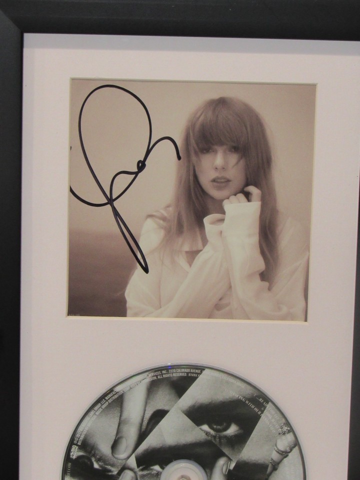 Taylor Swift Hand Signed AUTOGRAPHED CD TTPD Insert & REPUTATION Framed ...