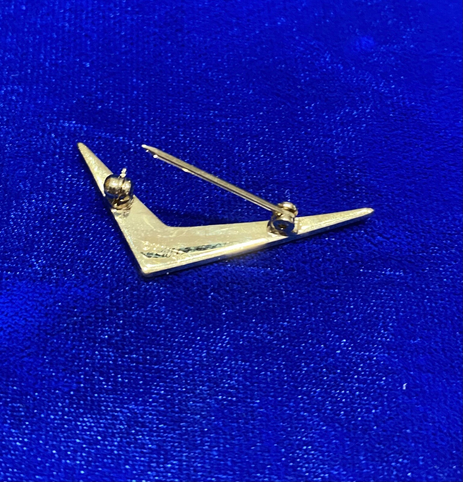 Vintage Monet Atomic Art Deco Style Gold Tone V-Shape… - Gem