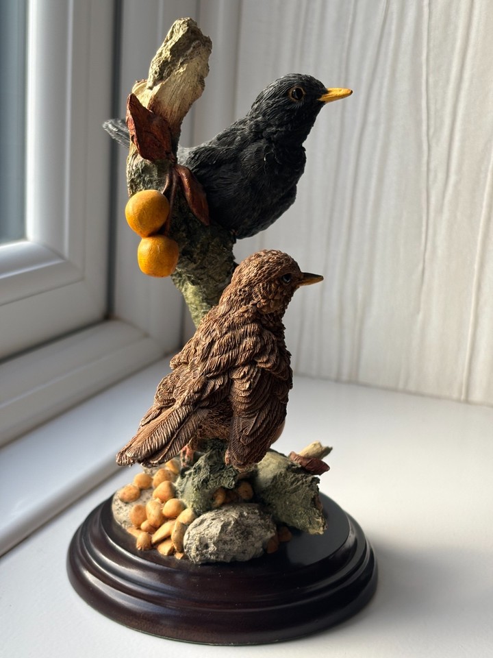 Vintage Country Artists Warwick Blackbirds Figurine No.51099 stands at ...