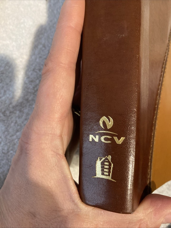 Giant Print Holy Bible King James Bible Personal Size Burgundy Genuine ...