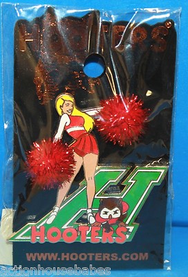 HOOTERS RED POM POMS SEXY GIRL CHEERLEADER HOOTIE H FOOTBALL FIELD ...