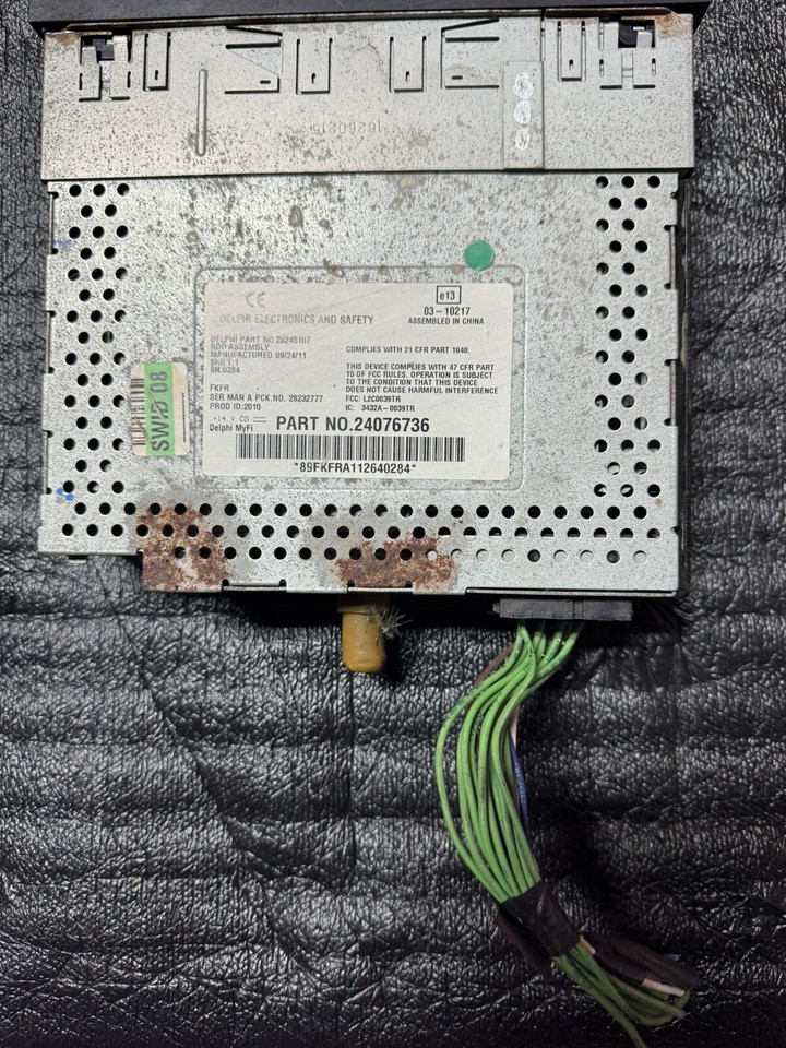 Freightliner Cascadia Delphi CD Player Satellite Radio 24076736 ...