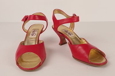 PETER FOX Womens' Open Toe RED 2 1/2 in. Shoes W/ Heel & Ankle Strap S ...