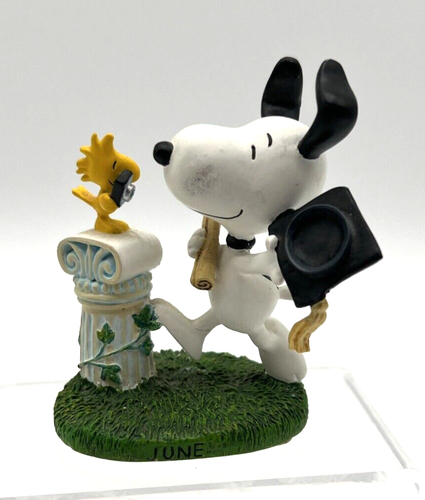 Snoopy/Woodstock “June” Graduation Danbury Mint Perpetual Calendar ...