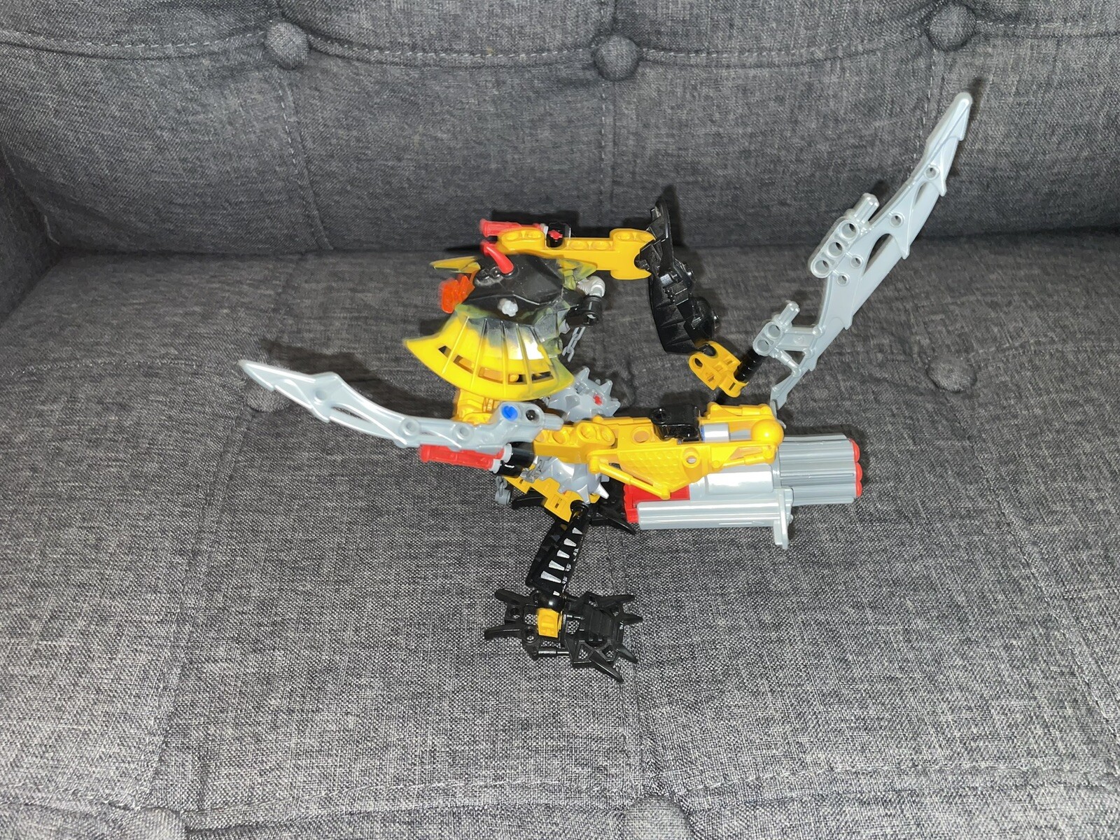 LEGO Bionicle Set 8912 Toa Mahri Toa Hewkii Complete with Cordak ...