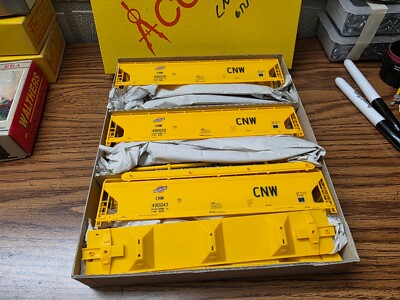 Accural 3 bay acf covered hopper cnw 3 pack train ho scale new | eBay