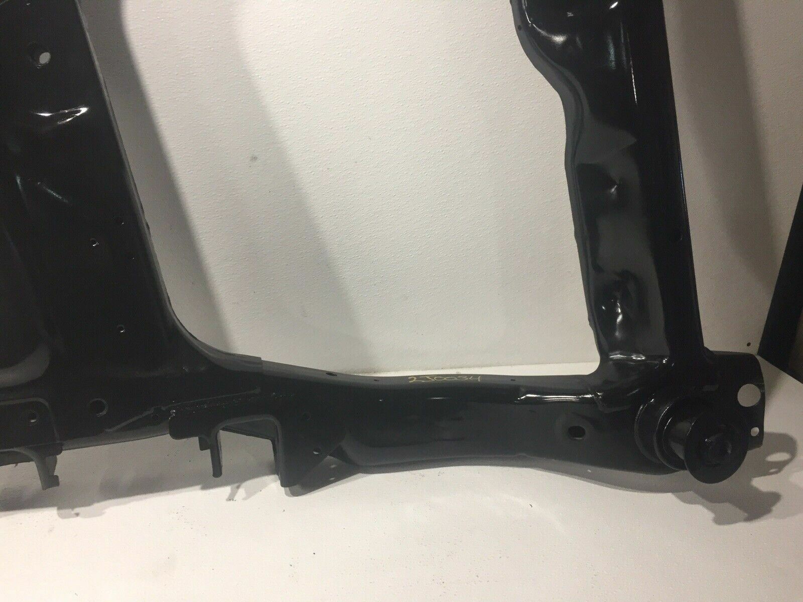 2007-2008 Chrysler Pacifica Front Crossmember Sub K Frame Cross Member ...