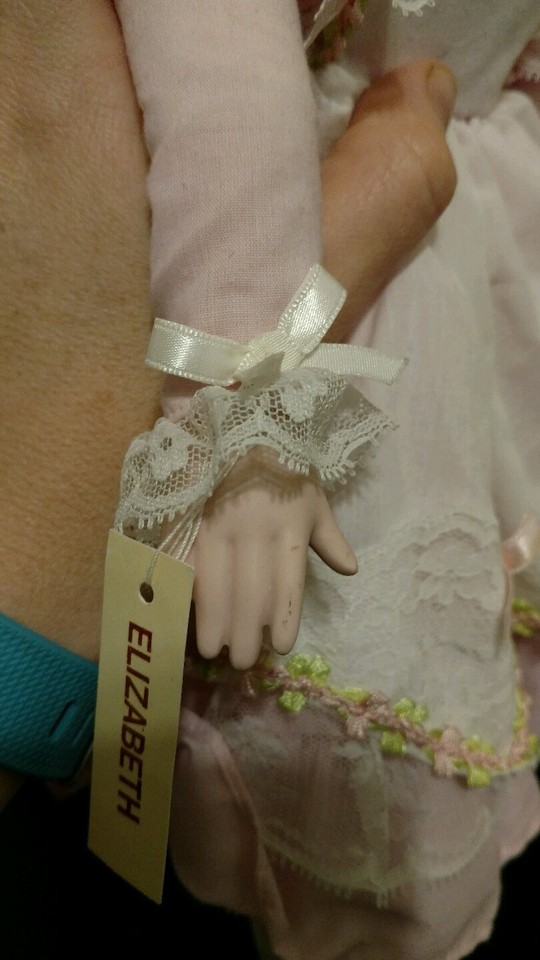 Dynasty Doll Collection Elizabeth Victorian Girl Doll Procleain Vintage ...