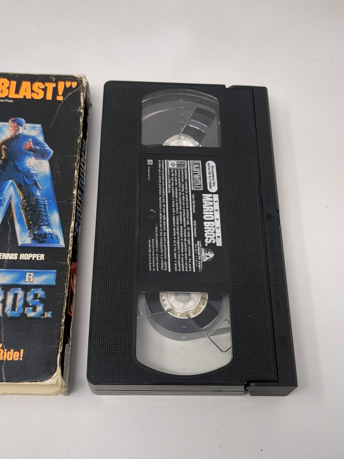 SUPER MARIO BROS VHS 1993 Live Action Movie Nintendo Bob Hoskins John ...