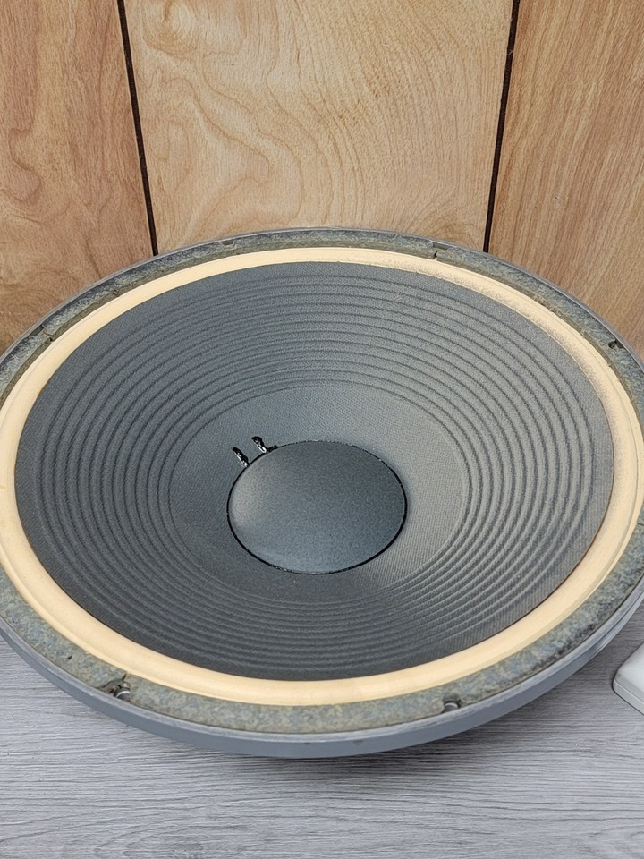 PAIR JBL LE15A 15” Loudspeaker Woofers 8 Ohm | eBay