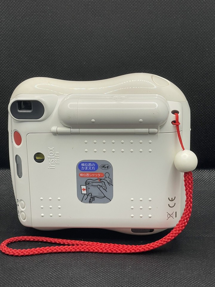 FUJIFILM INSTAX MINI 25 Hello Kitty Instant camera Color Film 60mm Lens ...