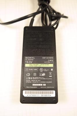 Genuine Original OEM SONY 90W 19.5V 4.7A AC Power Adapter / Charger VGP ...