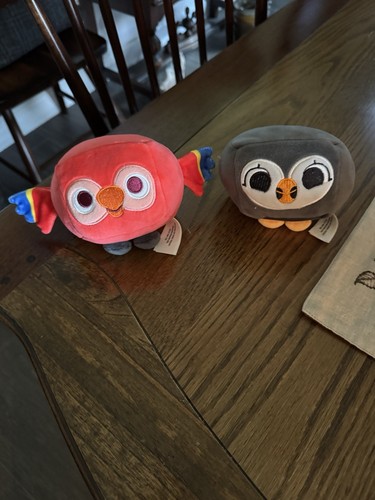 Pet Simulator Red Parrot Bird and Puffin | eBay
