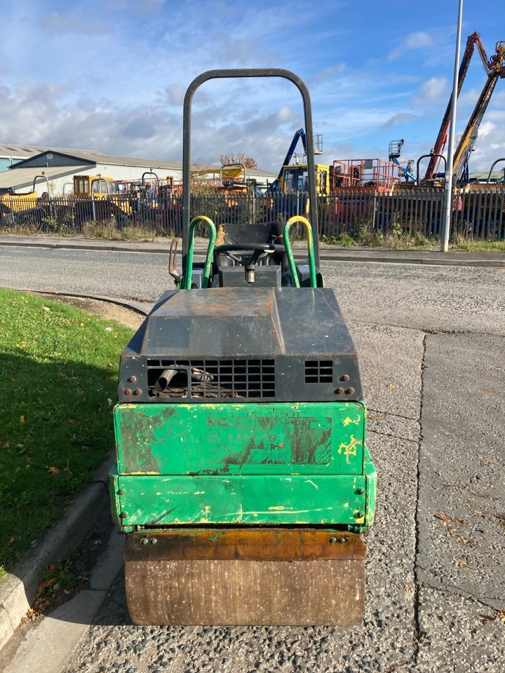 Bomag BW 80 vibrating roller benford ride on delivery arranged Terex ...