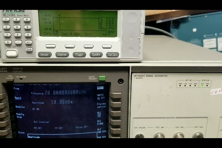 HP 70340A 20 GHz Synthesized RF Signal Generator 1 Hz Resolution +13 ...