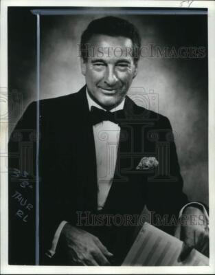 1969 Press Photo Seattle Center Opera House comedian & musician Victor ...