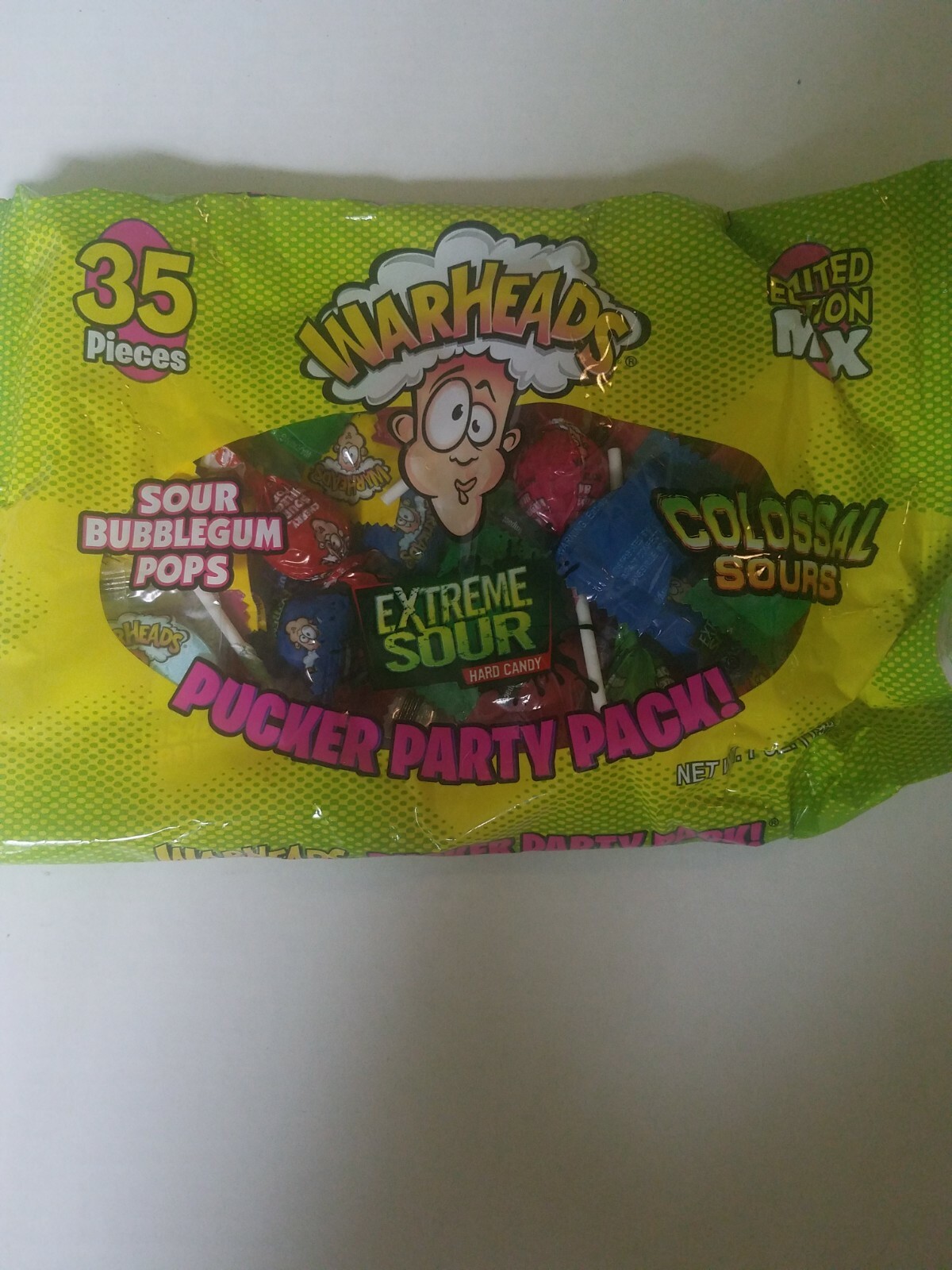 Warheads 35pc Pucker Party Pack Sour Pops Extreme Colossal Mix 7oz Bag ...