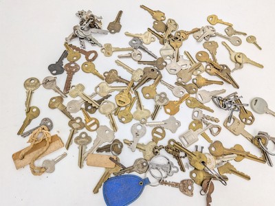 MIXED LOT KEYS VTG Junk Drawer GM EAGLE YALE CORBIN Craft Antique ...