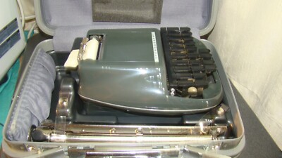 Stenographs - Stenograph Court Reporter