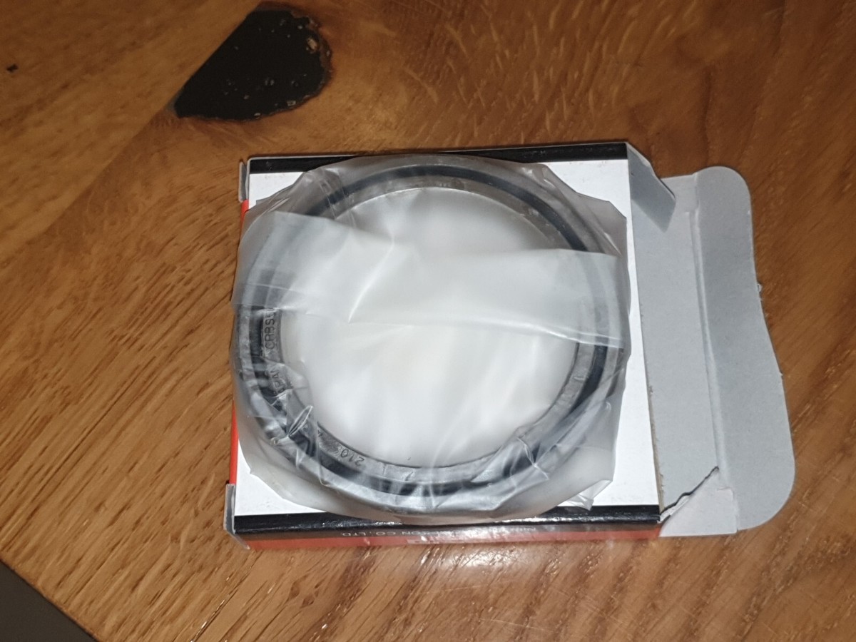 Iko Cross Roller Bearings (crbs508t1 Size Cylindrical Roller Bearing ...