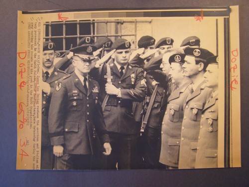 AP Wire Press Photo 1982 US Army Brig Gen James L Dozier reviews ...