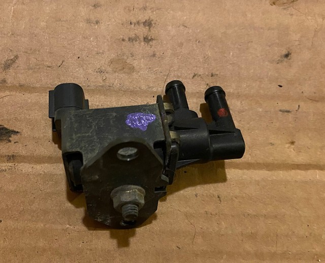 Jc456 1999 - 2003 Mitsubishi GALANT Solenoid Vapor Purge Valve Unit ...