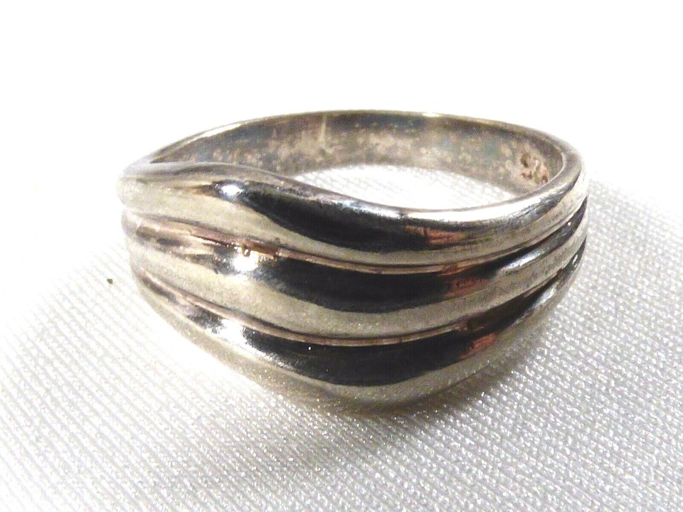 Sterling Silver 925 Ring Band size 8 Wave design | eBay