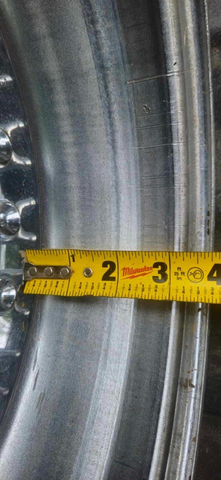 15 by 6 72 Spoke Large Hub 60s/70s Authentic Dayton Wire Wheels Caps ...