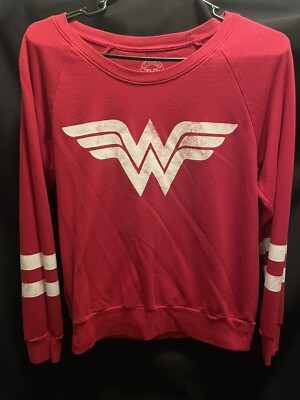 Red Wonder woman sweater size Medium pre-owned DC comics DC originals ...