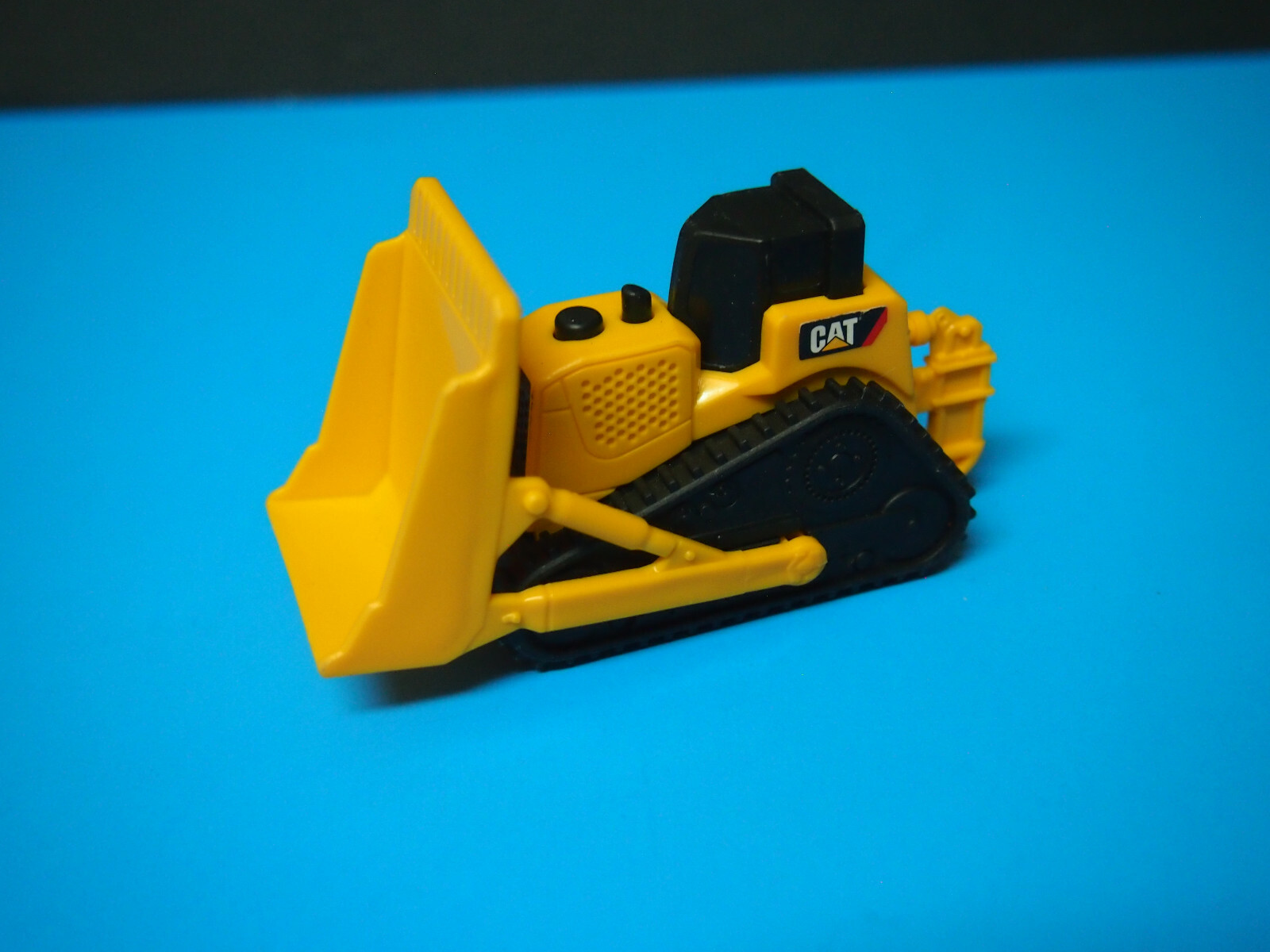 Cat Mini Machines Bulldozer - Licensed Caterpillar Construction Vehicle ...