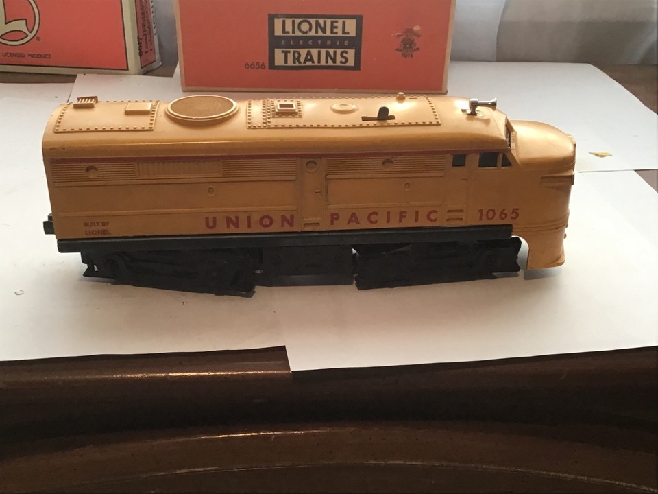 LIONEL POSTWAR 1065 UNION PACIFIC ALCO POWER UNIT | eBay