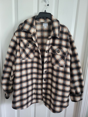 Time and Tru Women’s Brown Tan Plaid Oversized Fleece Shacket Size ...