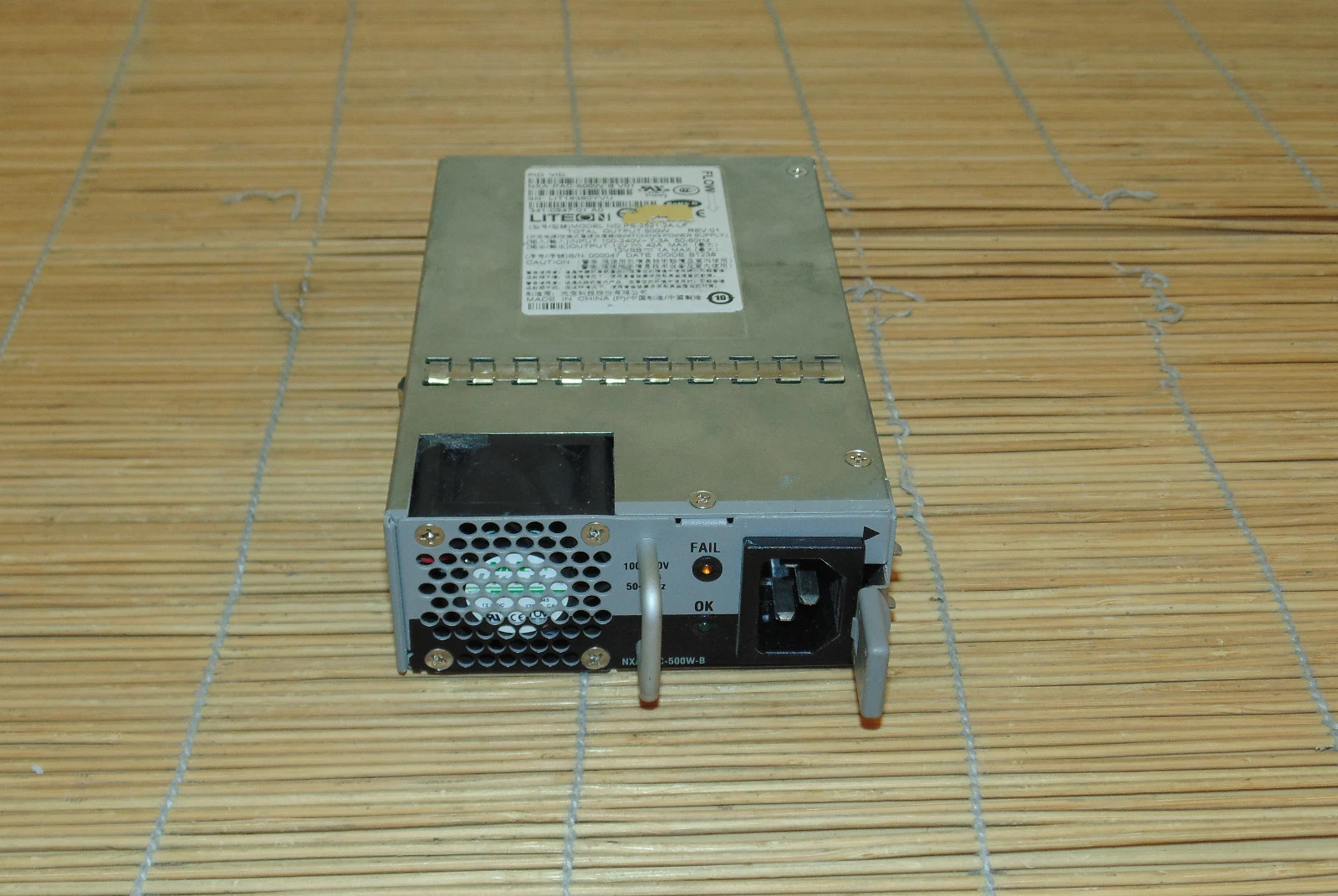 Cisco NXA-PAC-500W-B Nexus 3K 500W AC PSU, Reversed airflow (port side ...