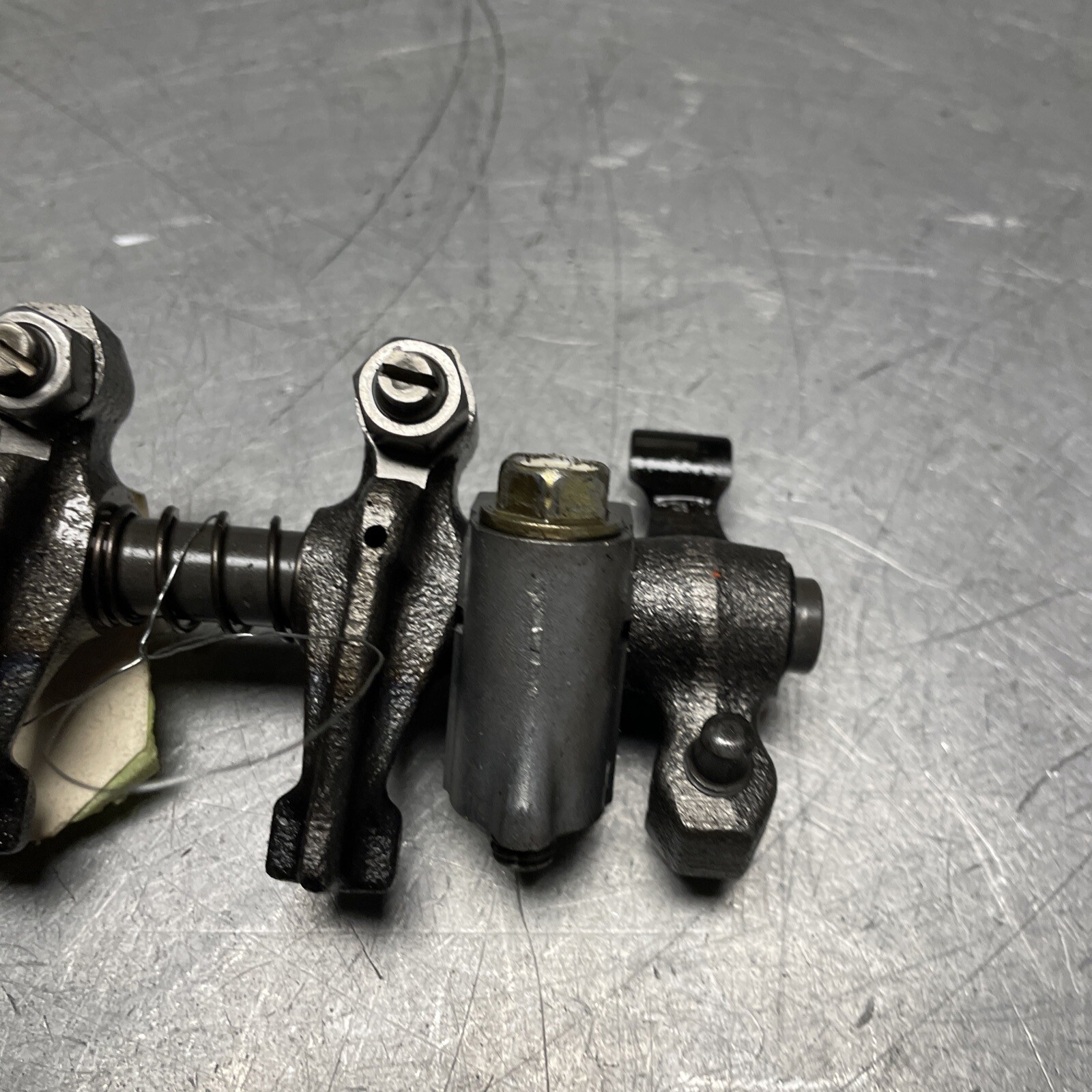 OEM GOOD USED JOHN DEERE YANMAR DIESEL 3TNV70-KJLT ROCKER ARM ASSEMBLY ...