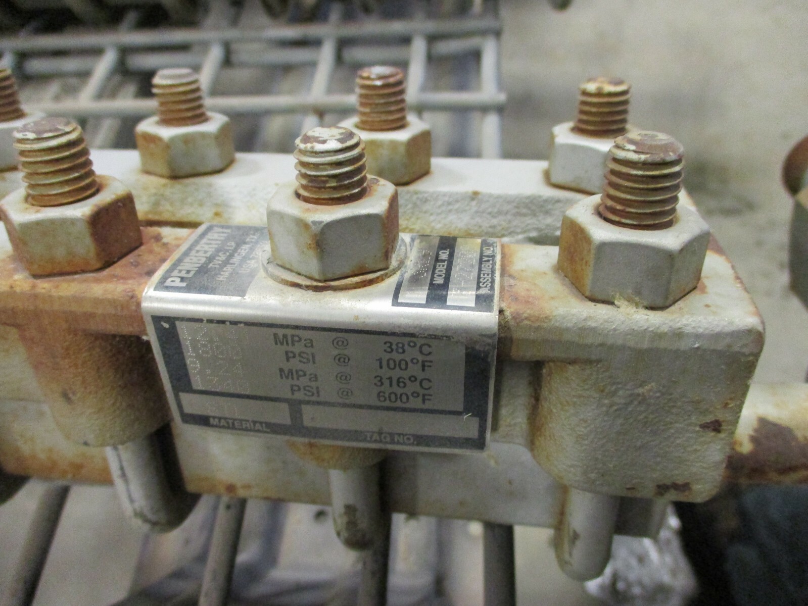 Penberthy 3RL9 Flat Glass Process Gage w/ 2 Attached 330J Gagecock ...