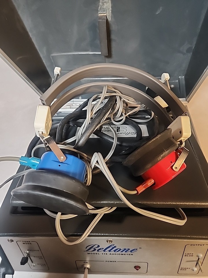 Beltone Model 119 Portable Hearing Test Audiometer W/ Headset : Works ...