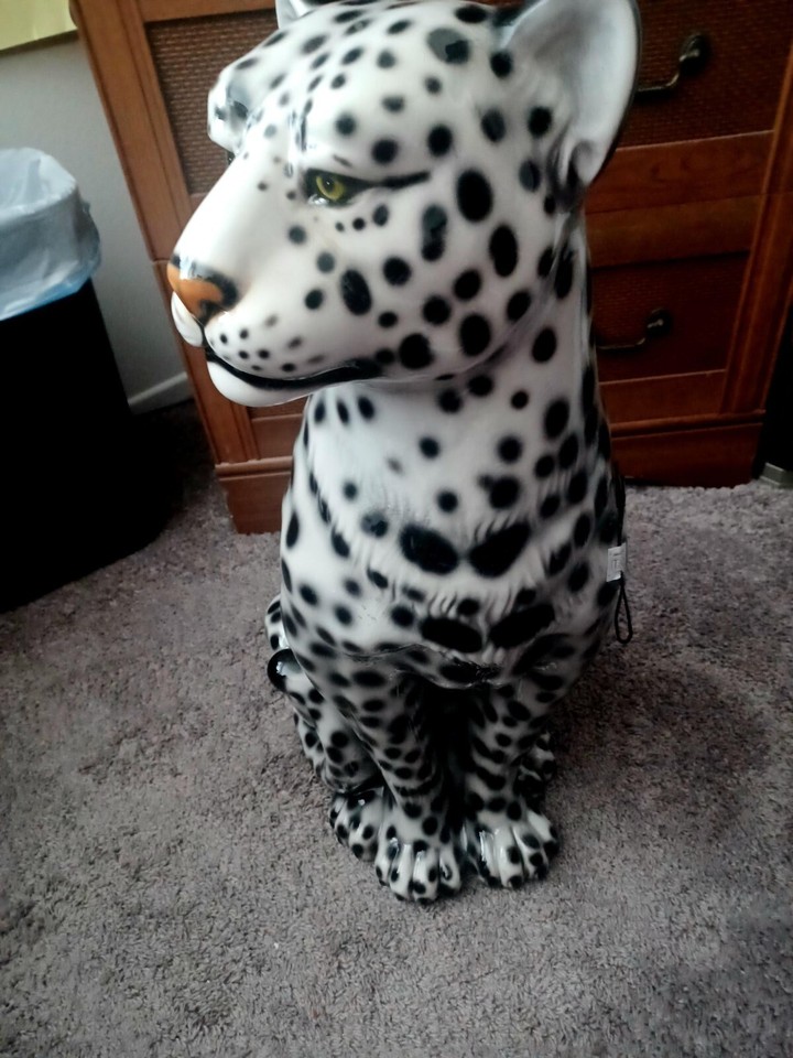Snowleopard Ceramic Figurine By Ceramiche Boxer Snow Leopard Italy | eBay
