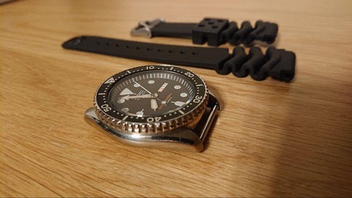 Seiko Black Boy SKX007J Day Date Vintage Divers 200M black Slv Quartz ...
