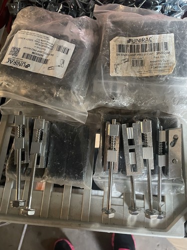 Unirac 302035M Pro Series Small End Clamp with End Cap - 1 pack of 4 ...