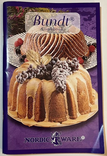 Bundt Cookbook by Nordic Ware (2001, Paperback) Booklet | eBay