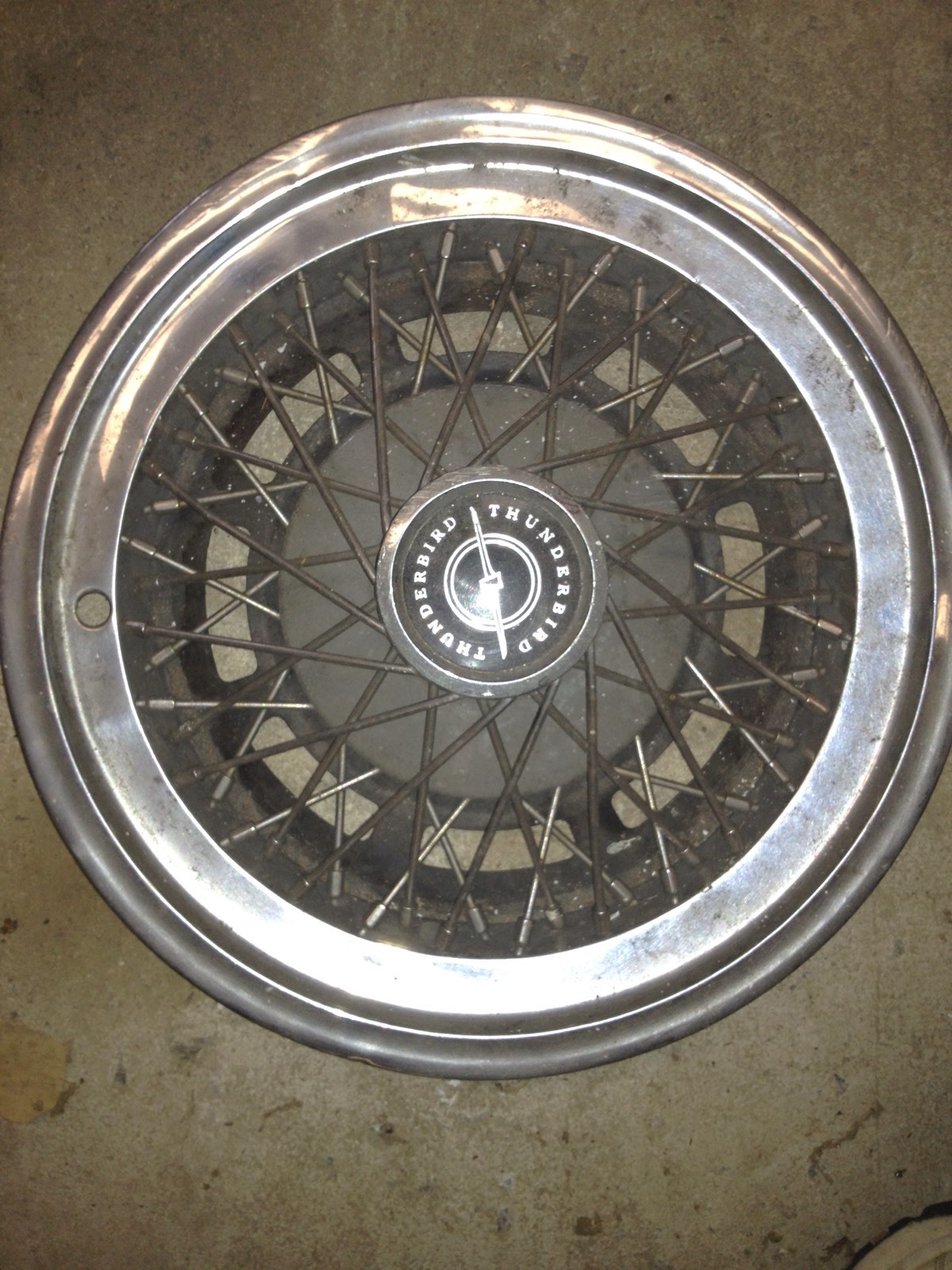 5 -Old Antique Ford Thunderbird Wire Spoke Hubcaps. I Think They Are ...