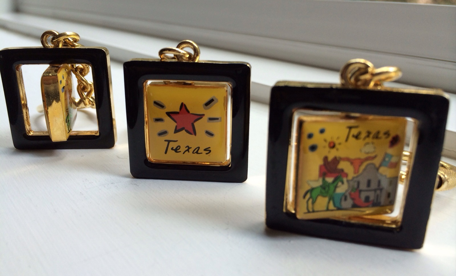 Lot of 3 TEXAS ALAMO LONGHORN GOLD BLACK YELLOW KEYCHAINS | eBay